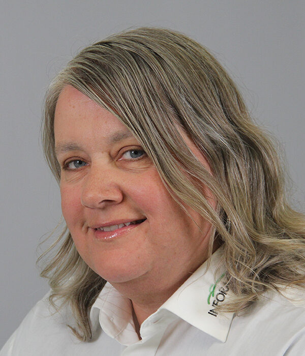 Borer Petra | INFORAMA